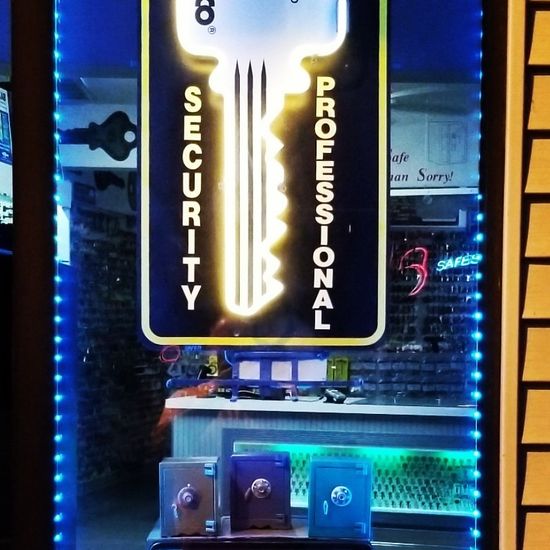 Commercial Locksmith Service | Waterbury, CT | Leo's Key & Lock