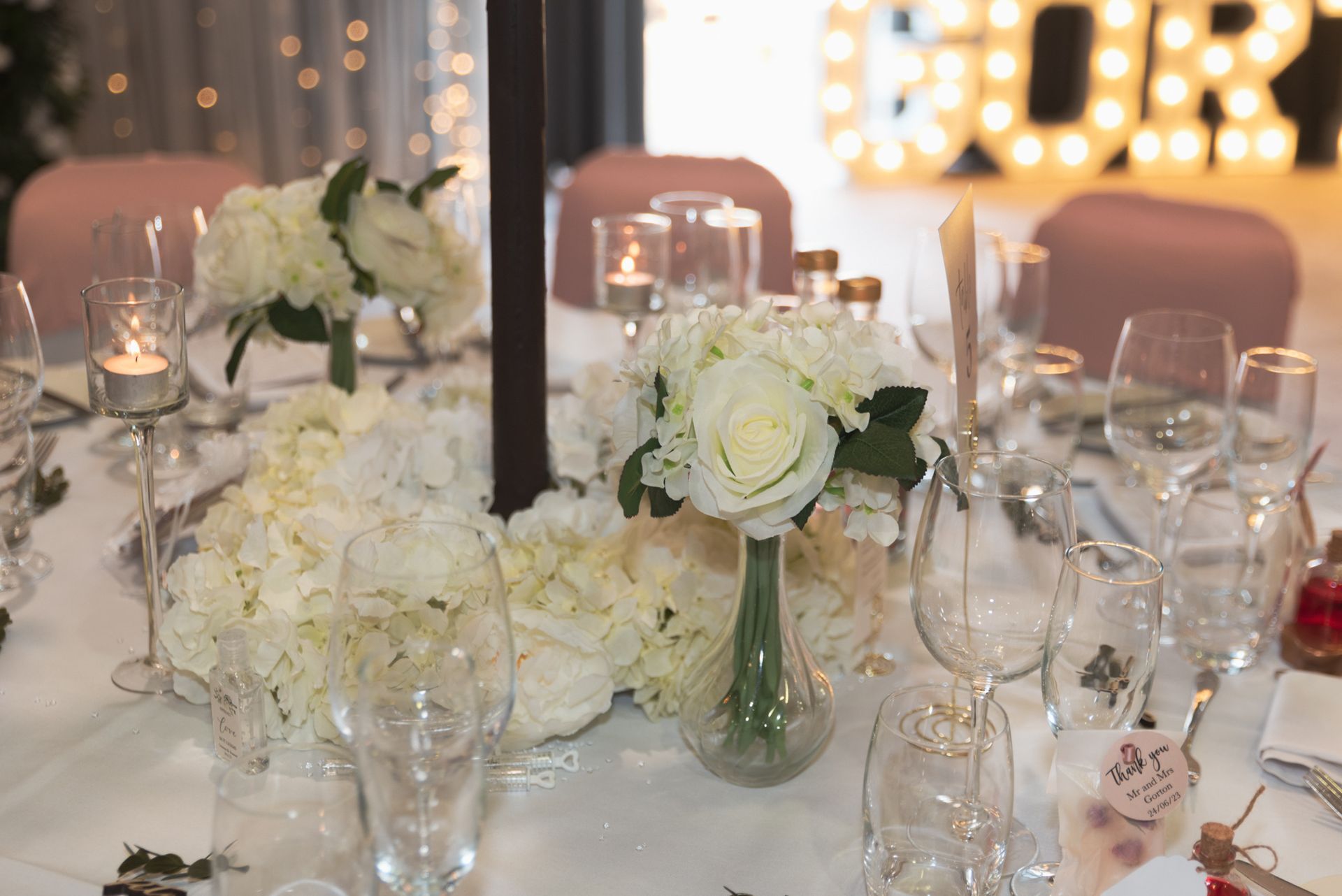 Professional wedding venue dressing by Ex-Pose Events