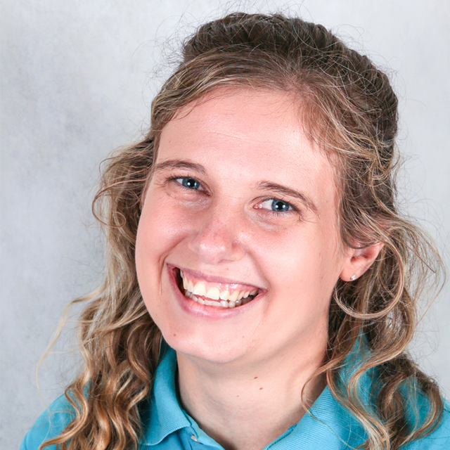 Rebecca Hollingshead's Instagram, Twitter & Facebook on IDCrawl
