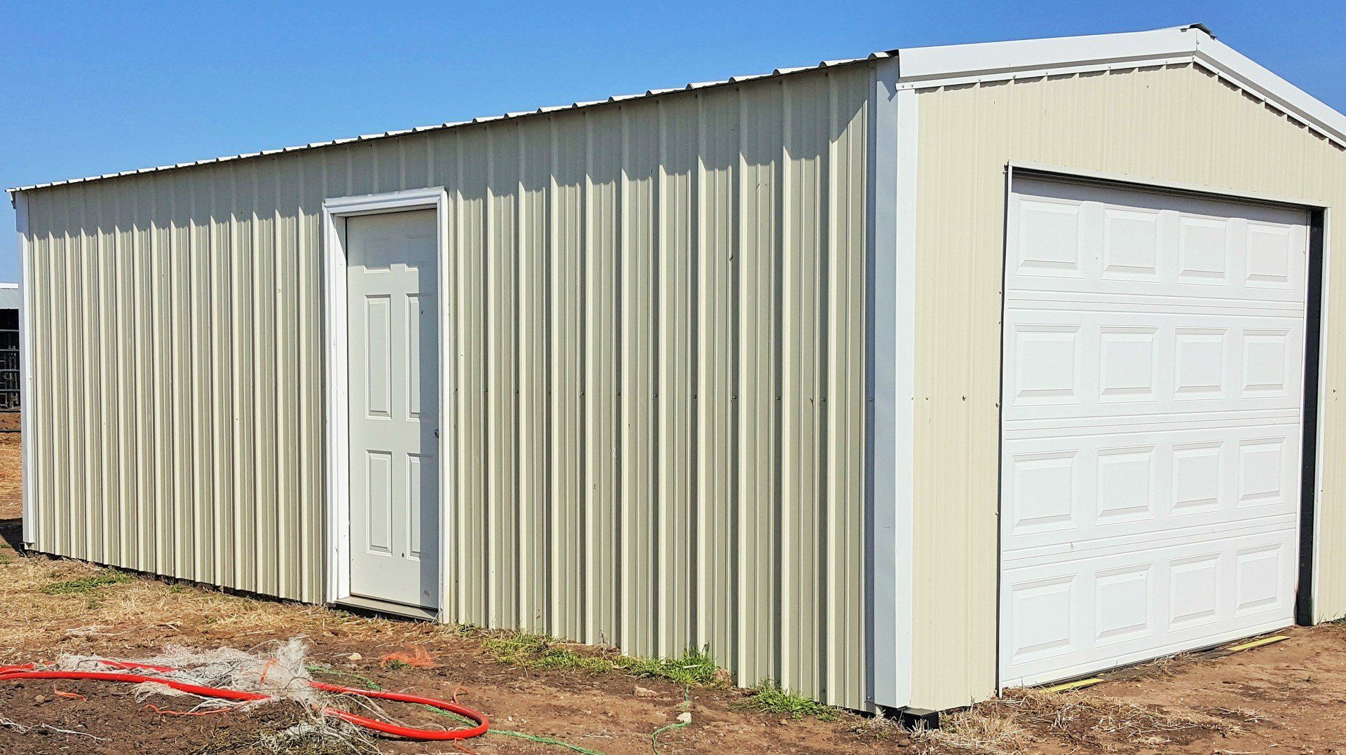 GARAGE / STORAGE