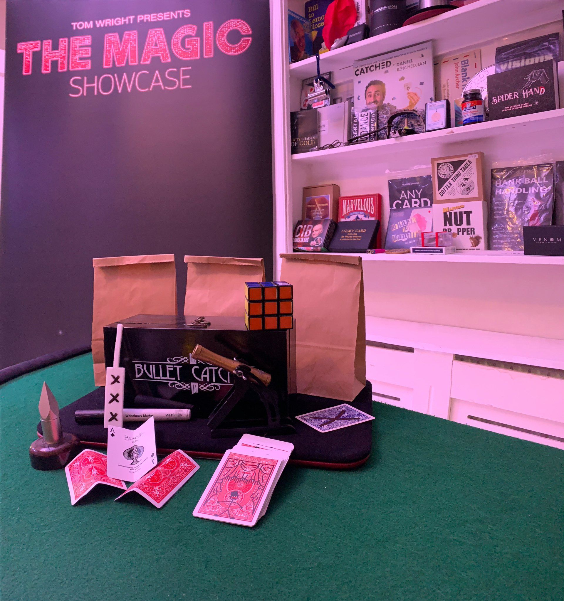 Virtual Magician | Online Magician | Zoom Magic Show | Tom Wright