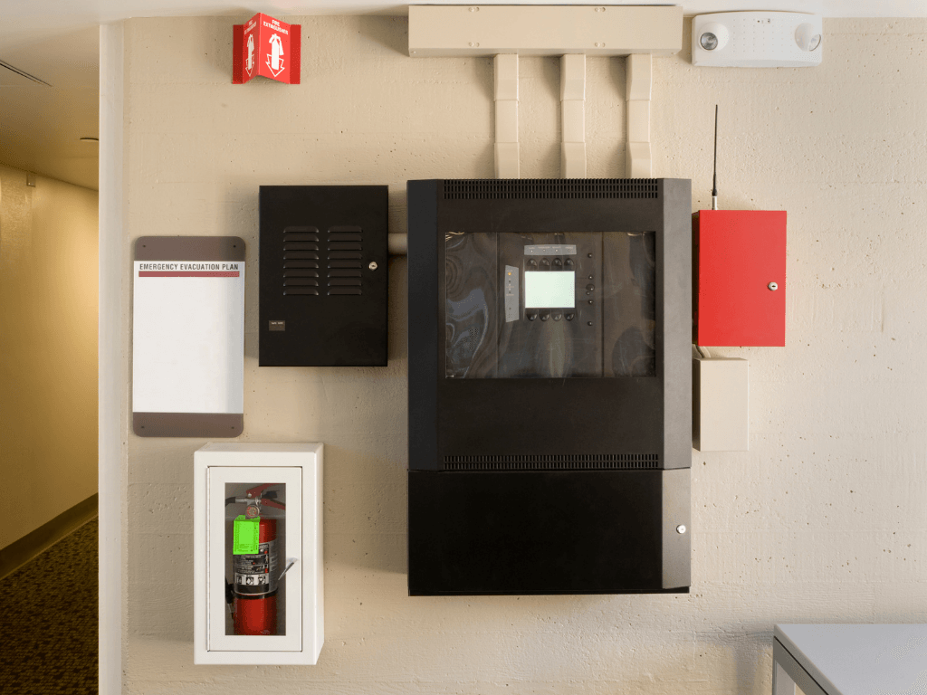 8 Features for Your Commercial Odour Control System | Pura Air