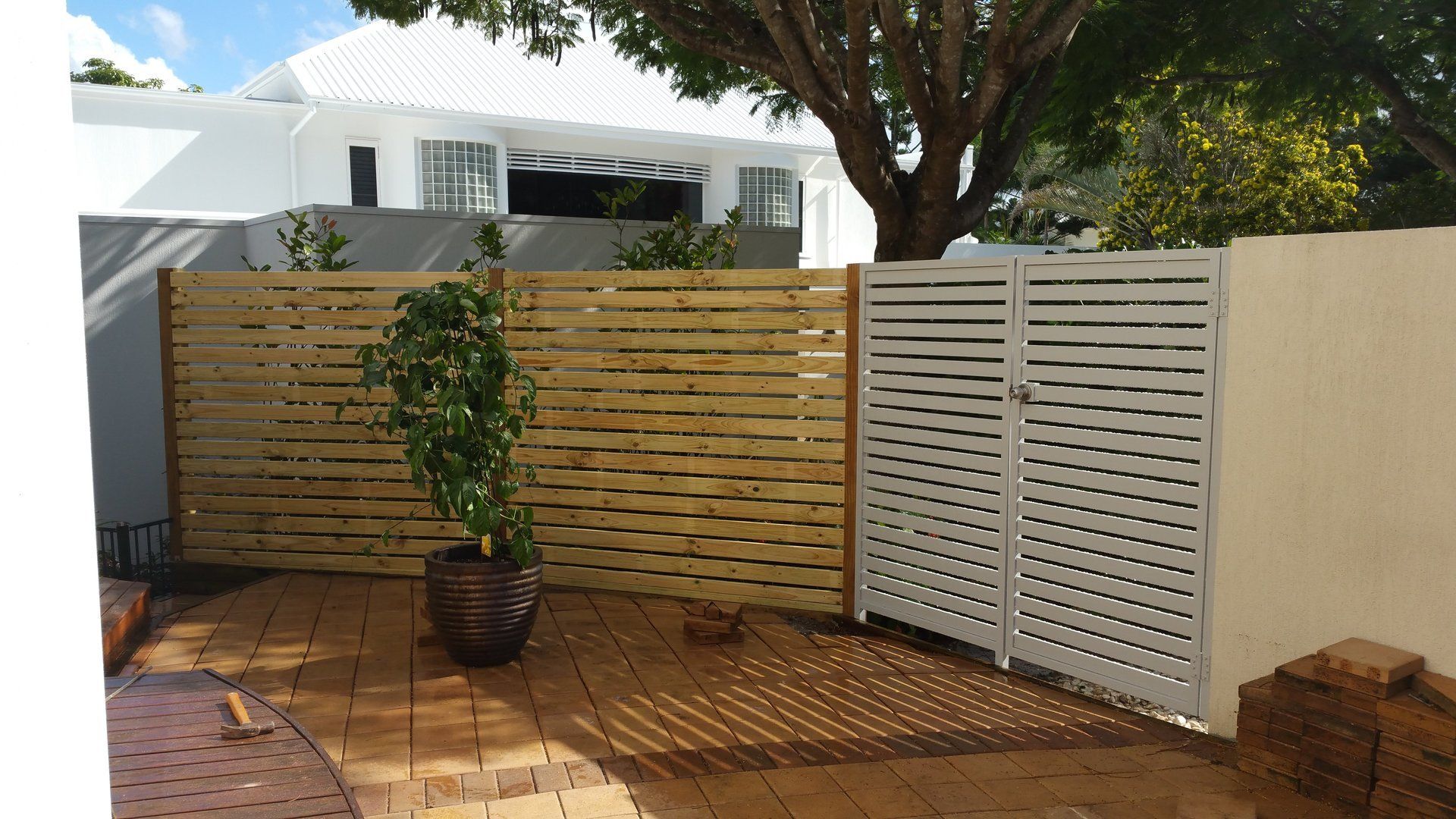 GC Fencing Gold Coast Colorbond Fences - Timber Fences