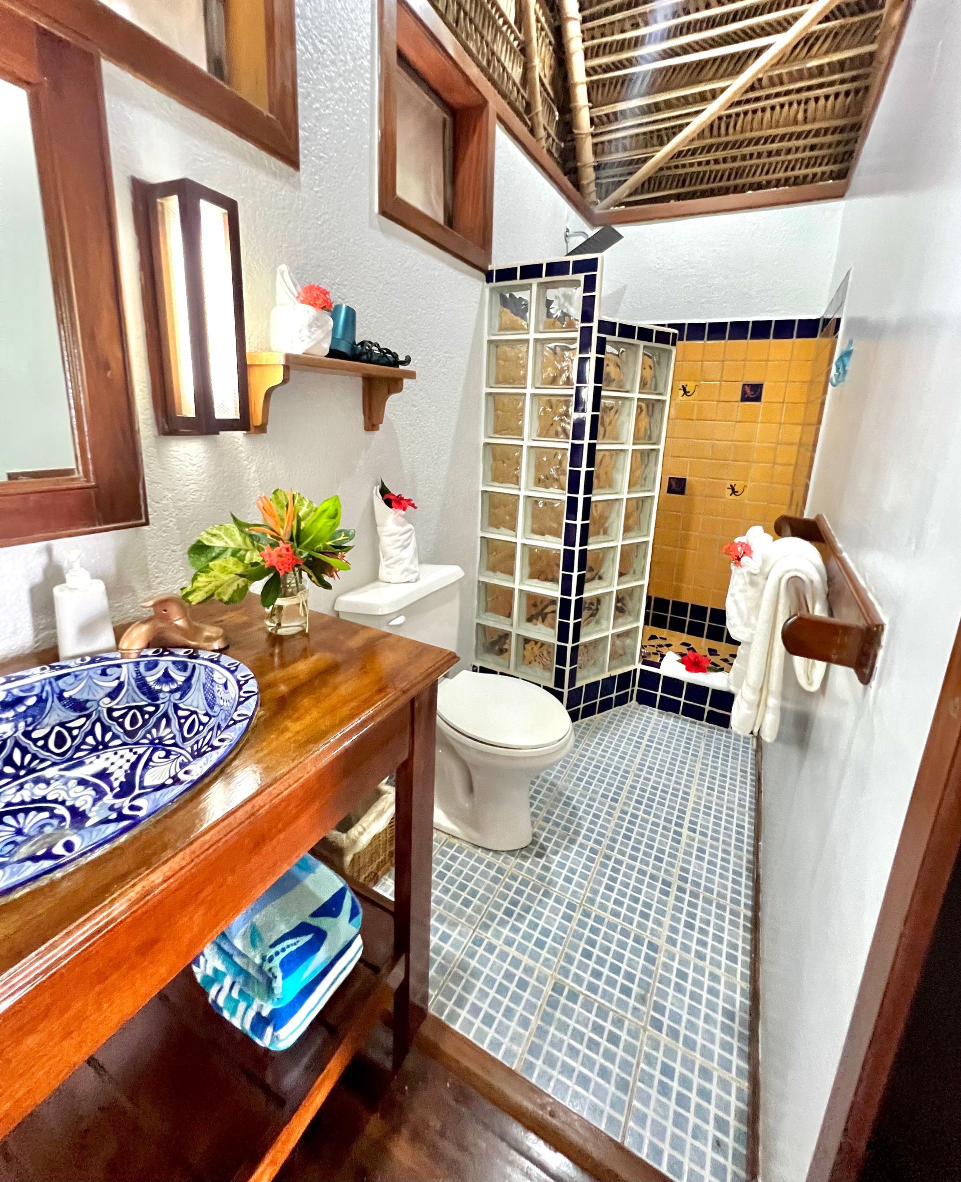 Luxury Cabanas | Spa Packages | Azure Del Mar