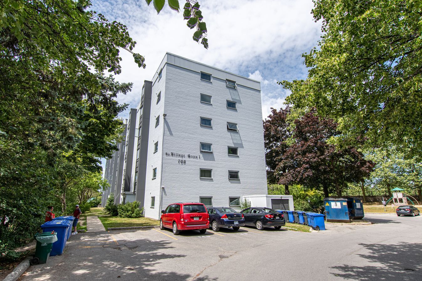 Apartment Gallery | Village Green