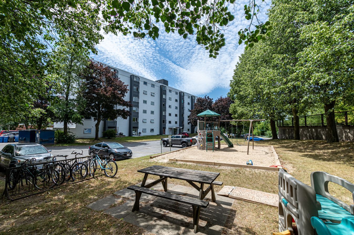 Apartment Gallery | Village Green