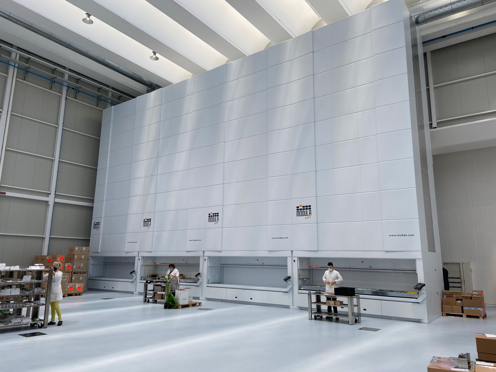 Modula Lift: the automated vertical tray warehouse