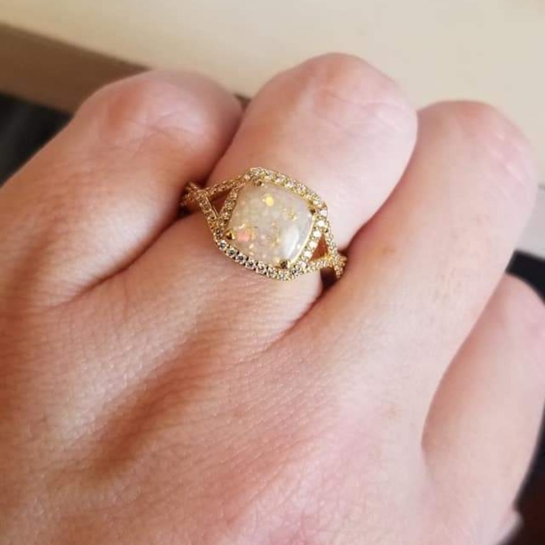 Everlasting Heart Keepsake and Memorial Jewelry