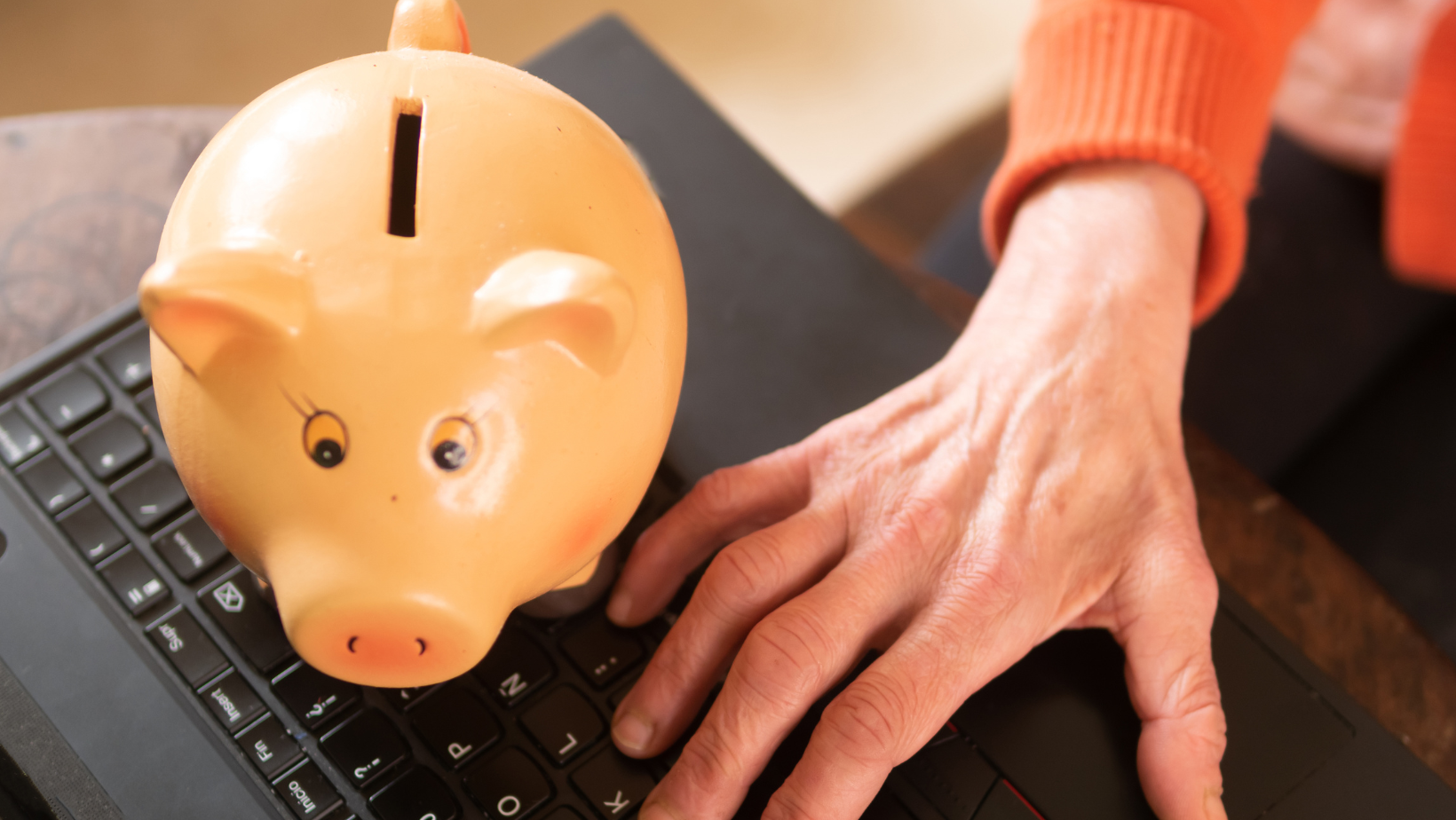 5 online tools to help you save money