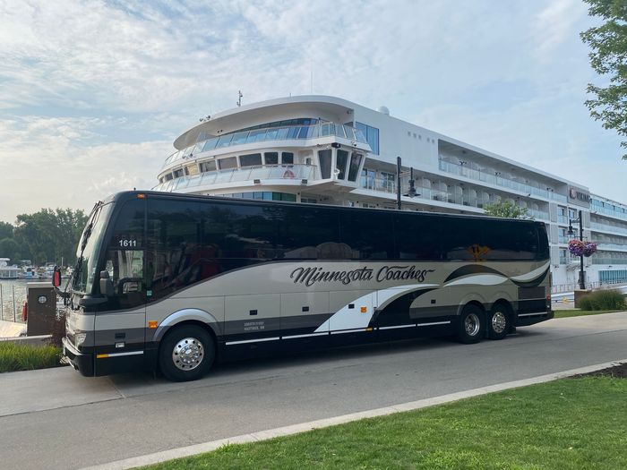 Minnesota Coaches | Charter Buses | Hastings, MN