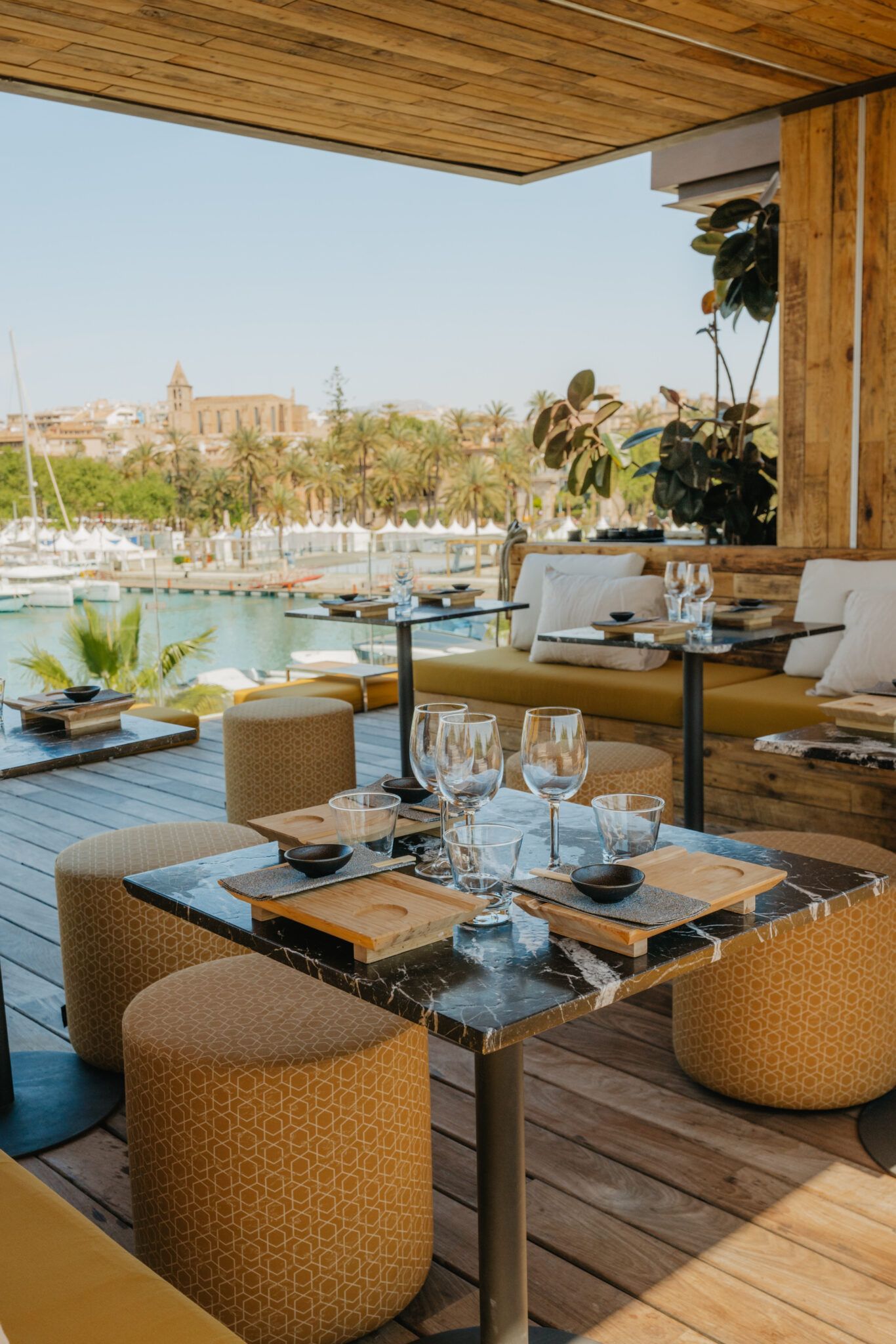 Sky Nudos Restaurant in Palma Marina - Japanese Cuisine and Stone Oven ...