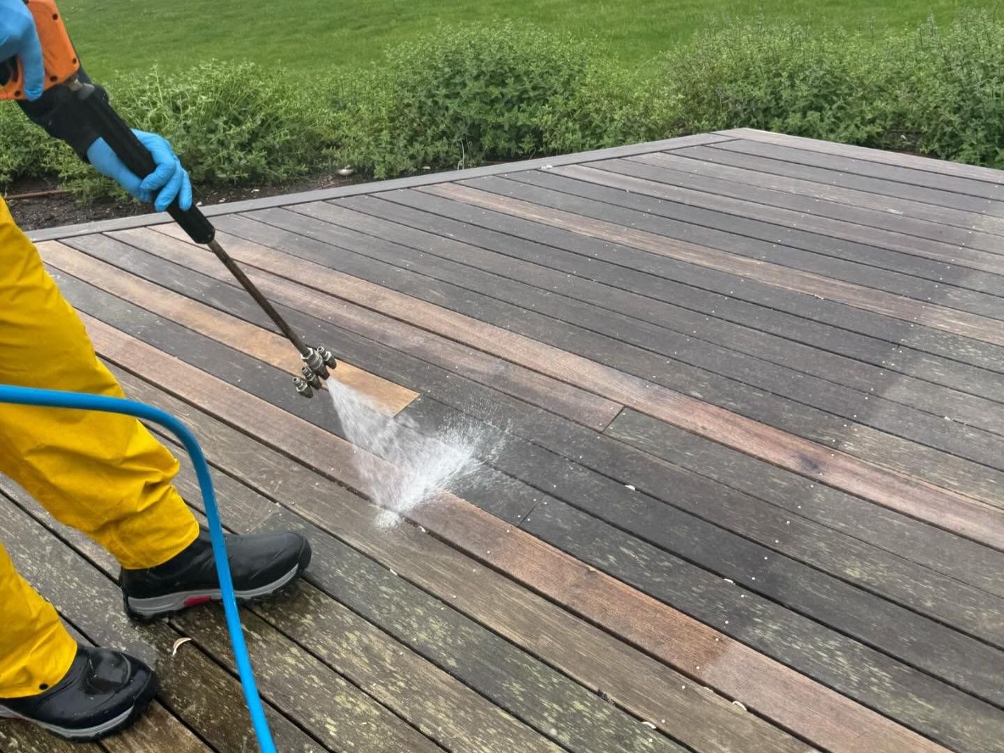 Benefits of Deck Pressure Washing On Long Island