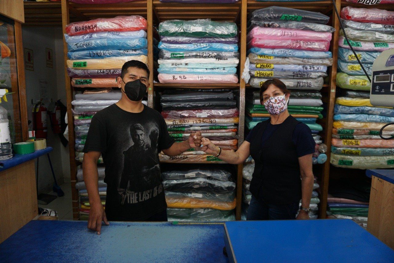 Venta de textiles en La Victoria