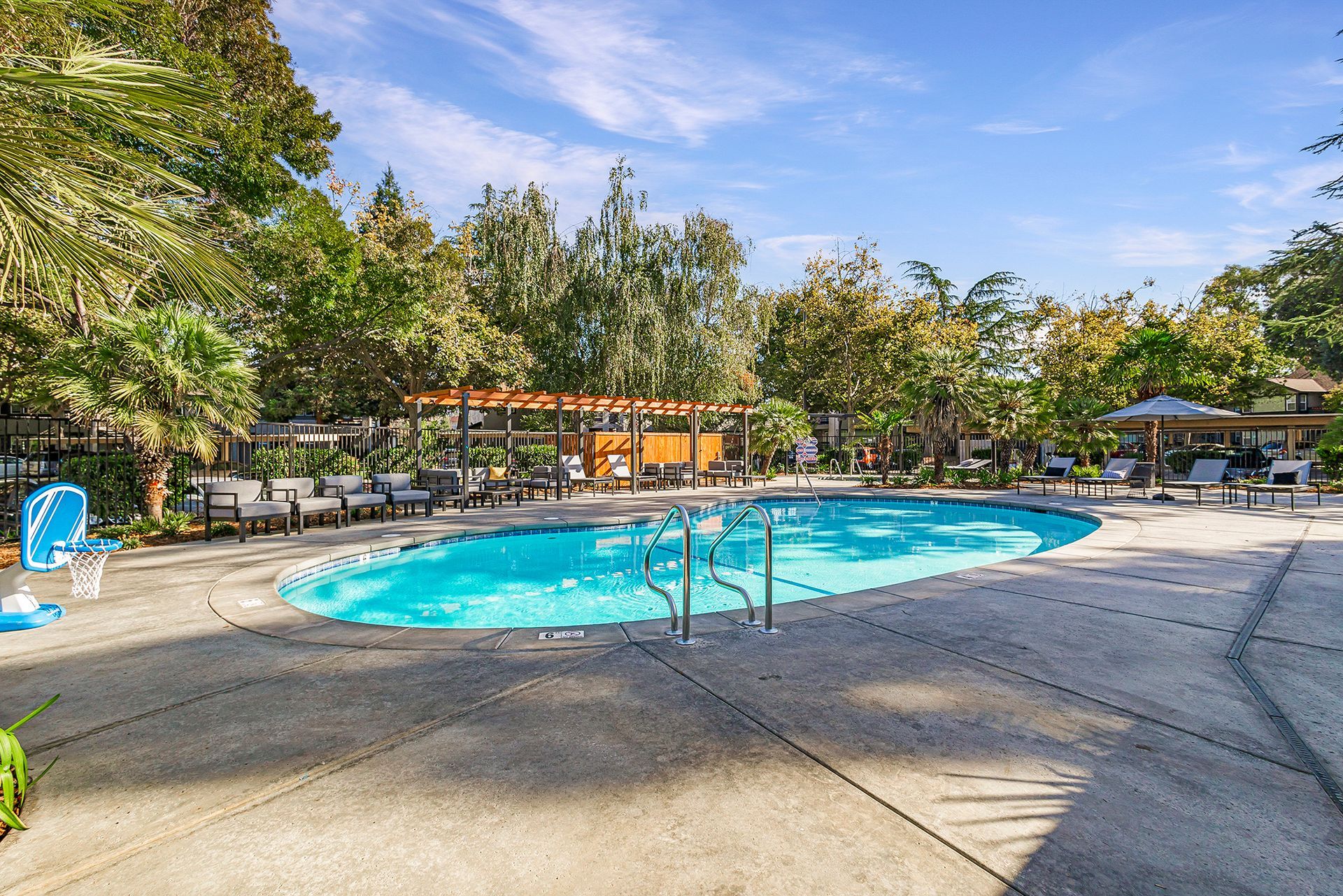 Amanda Place Apartments | Hignell Rentals