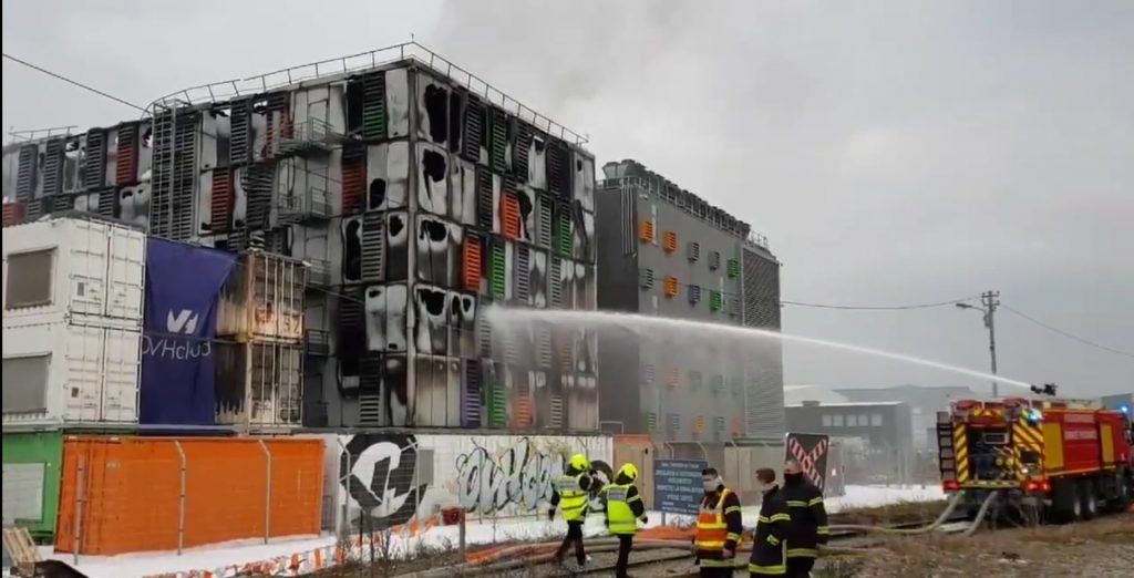 Large data centre fire causes App issues