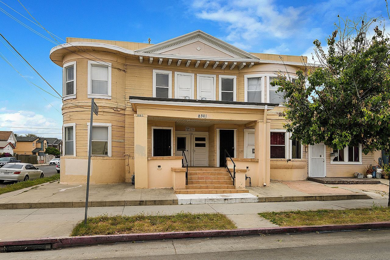 Affordable Hotel | Pads on Pasadena Ave | Los Angeles