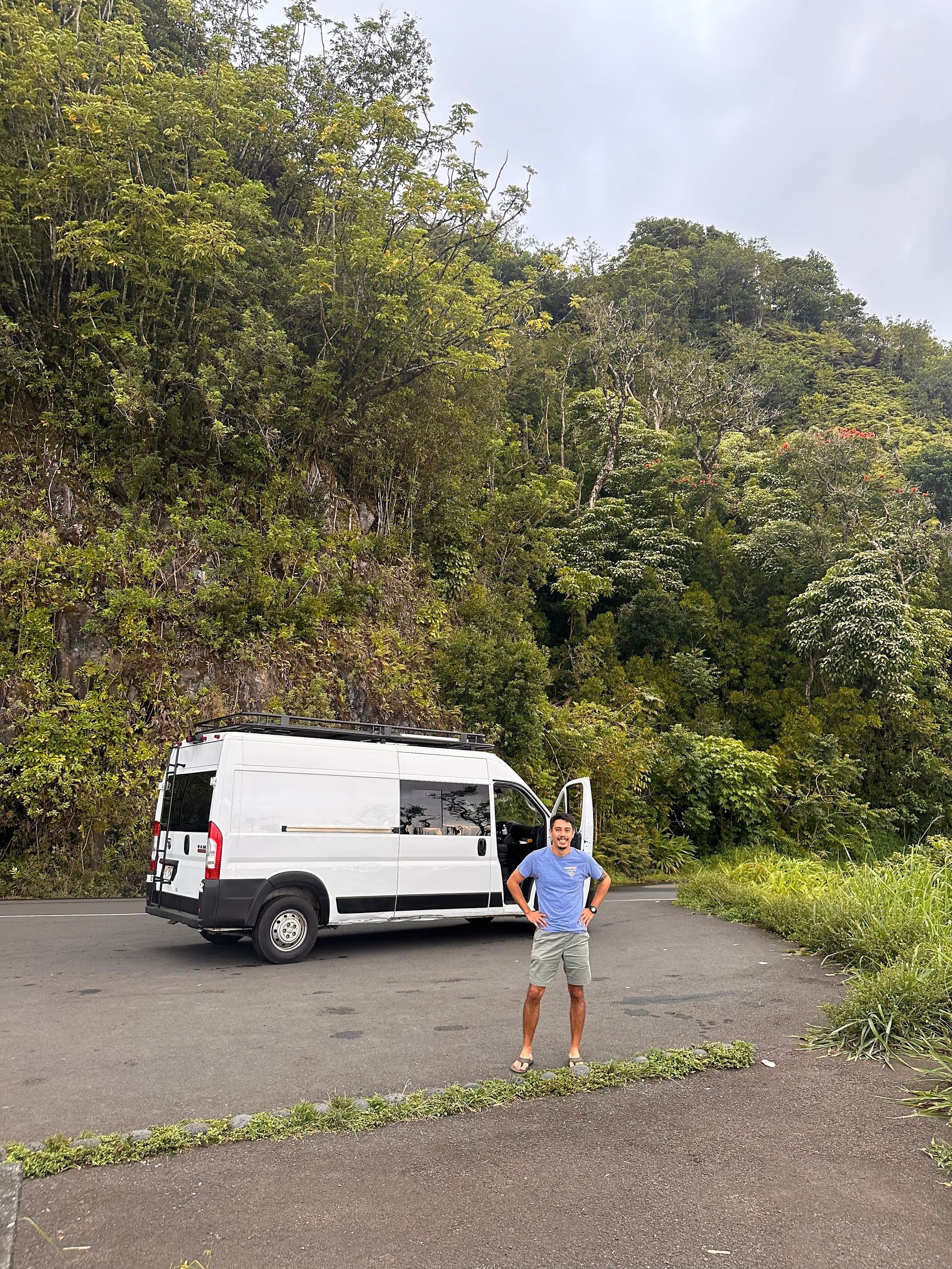 Mana Vans Hawaii Customers | Camper Van Rental on Maui