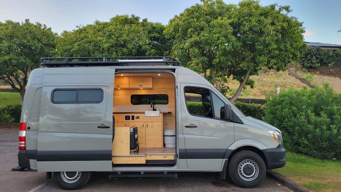 Maui, HI Camper Van Rentals | Mana Vans Hawaii