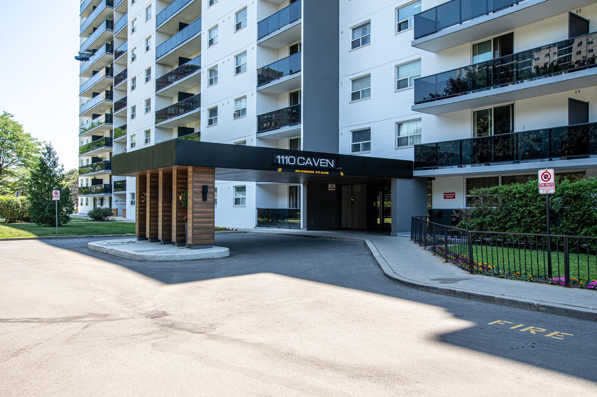 1110 Caven St Apartments for Rent near Port Credit in Mississauga