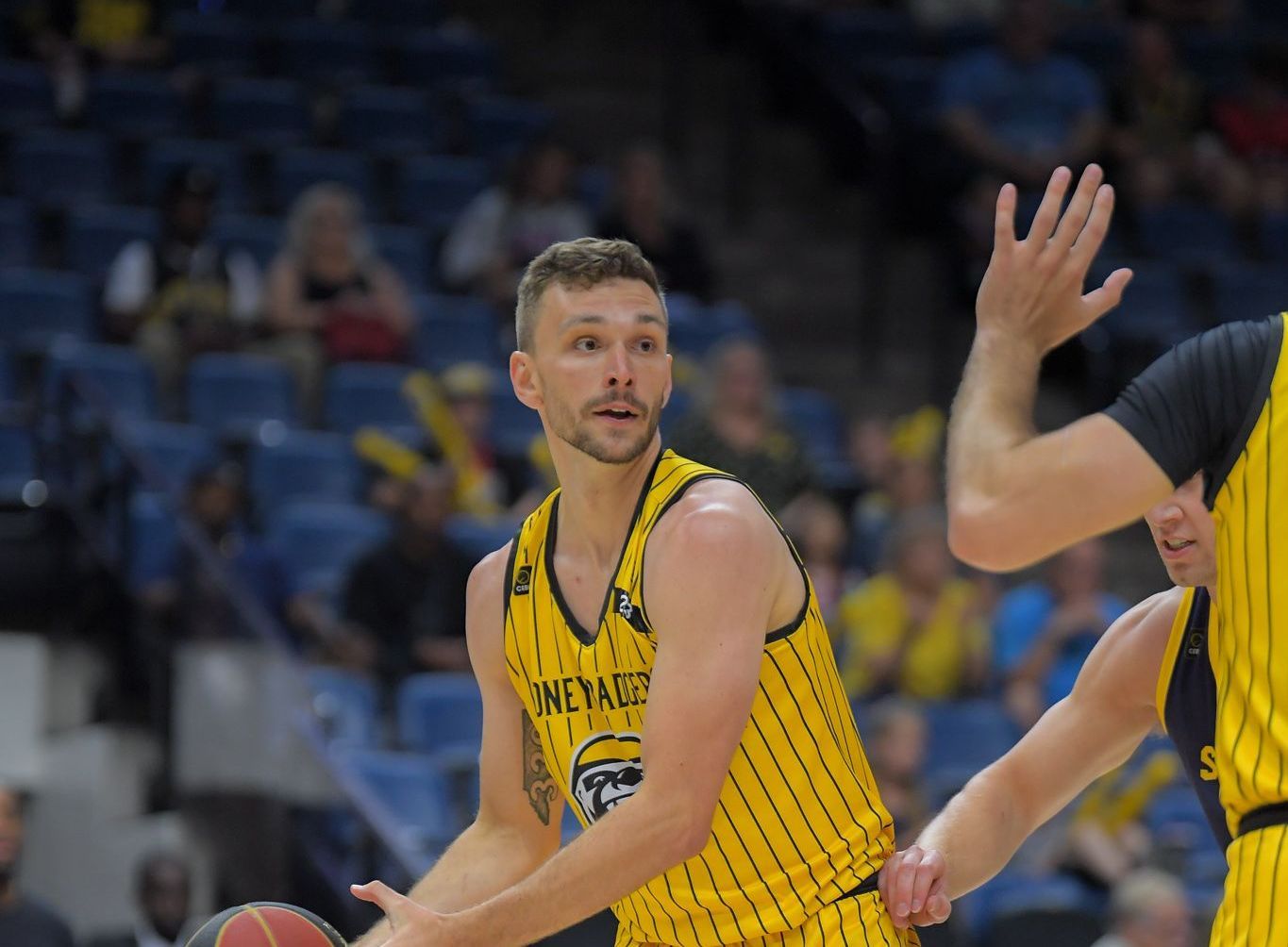 HONEY BADGERS RE-SIGN WATERMAN