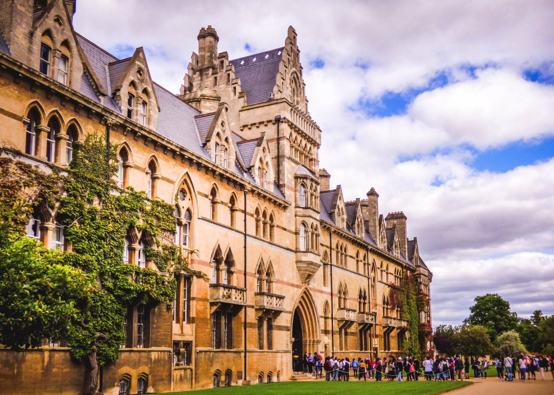 5 Tips For Selling To UK Independent Schools 5 Tips For Selling To UK Independent Schools