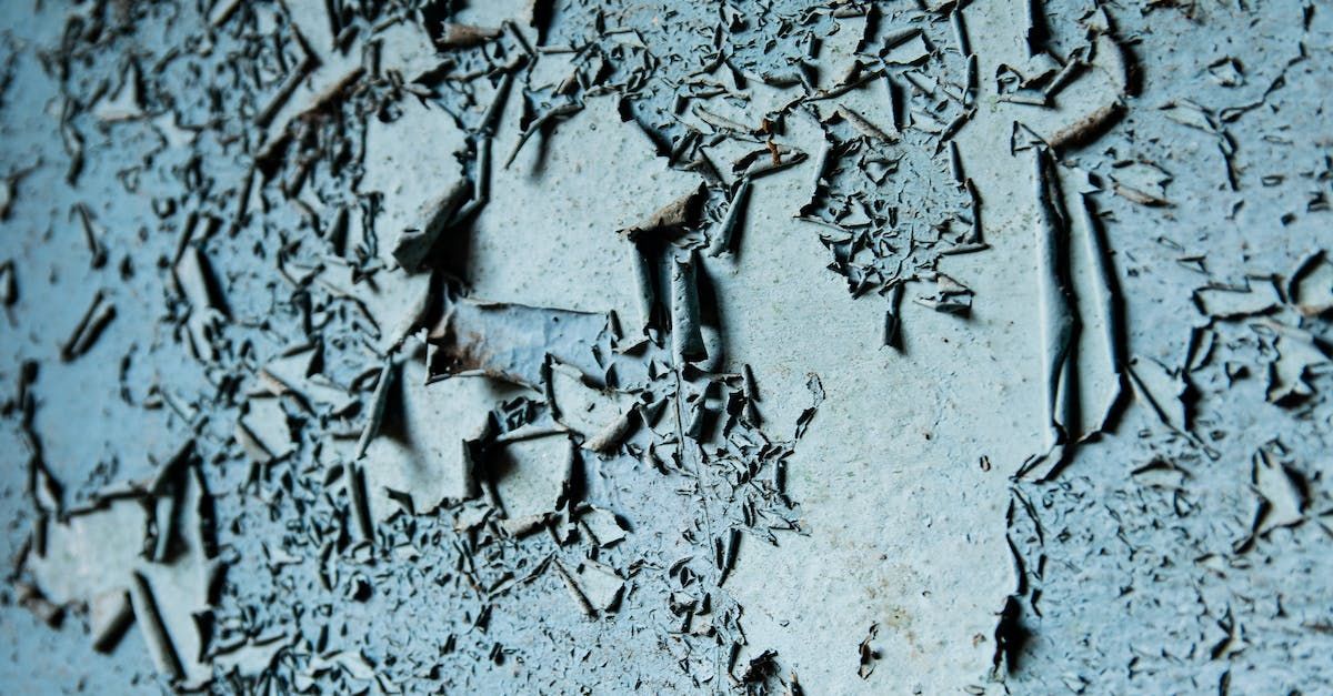 Repairing Drywall Cracks: A Thorough Guide