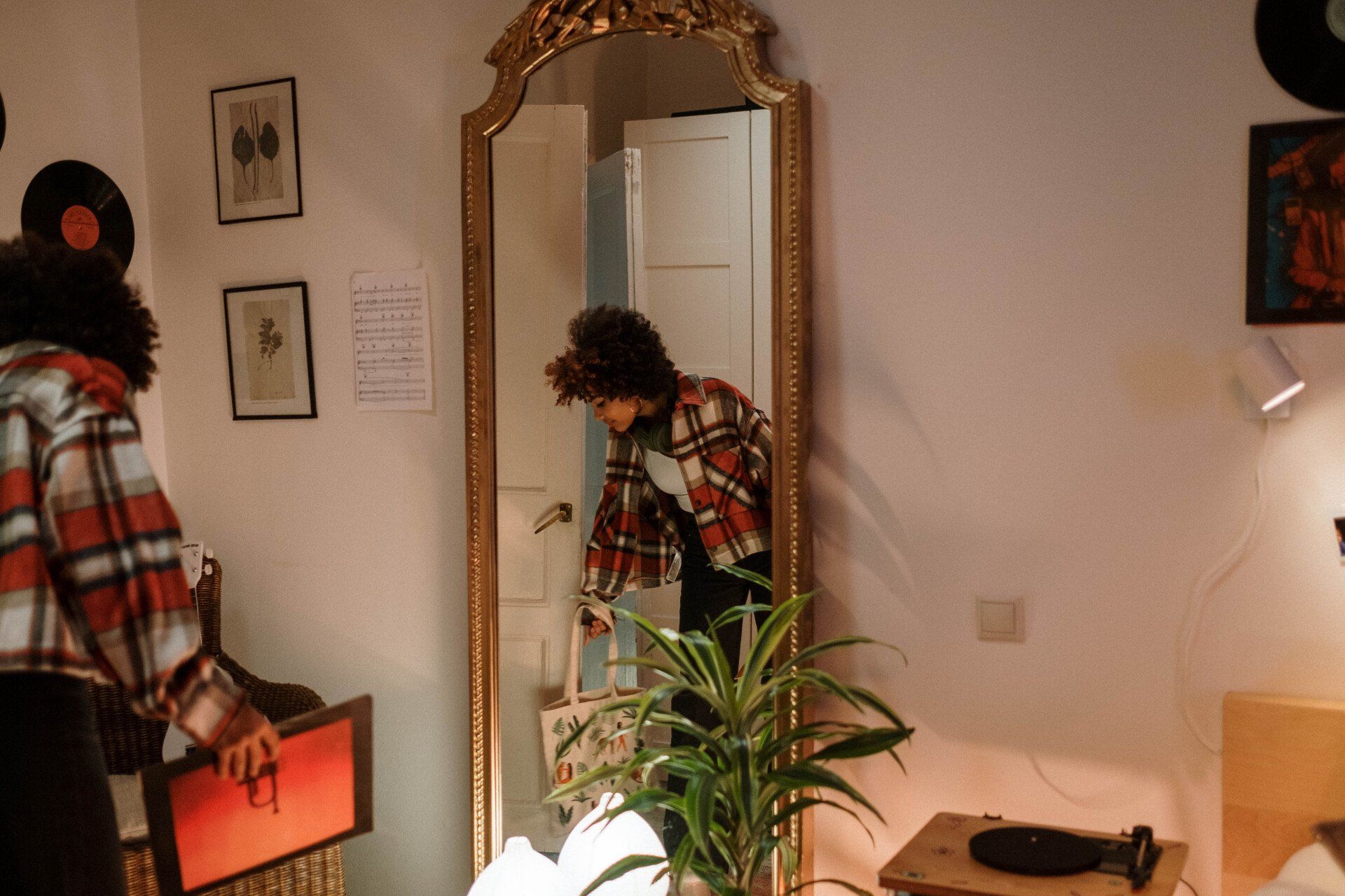 How to Pack a Large Mirror to Move